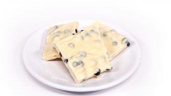 Alaskan Candy Bark – Alaska Wild Berry Products